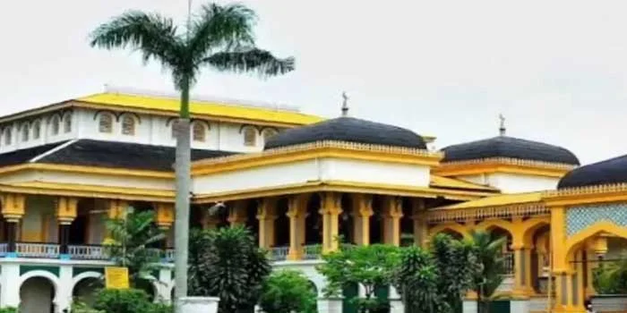 Nusantara Menelusuri Jejak Sejarah Dan Warisan Budaya Nusantara Menelusuri Jejak Sejarah Dan Warisan Budaya
